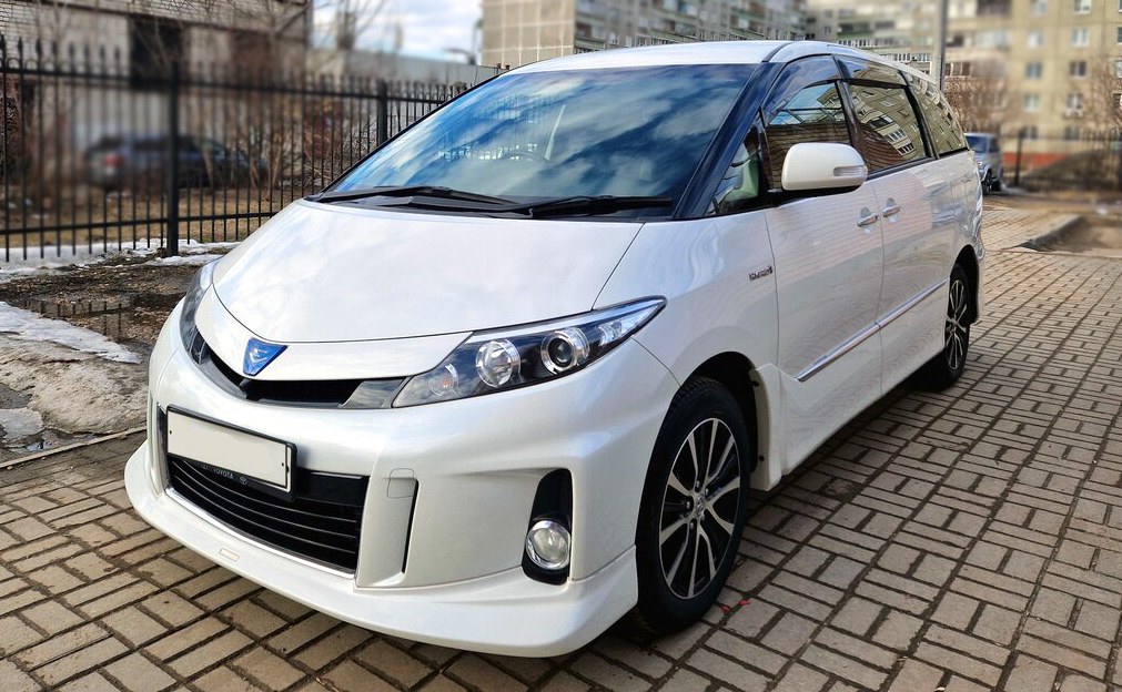 JDM Toyota Estima Buyer’s Guide: Models, Engines, Hybrids