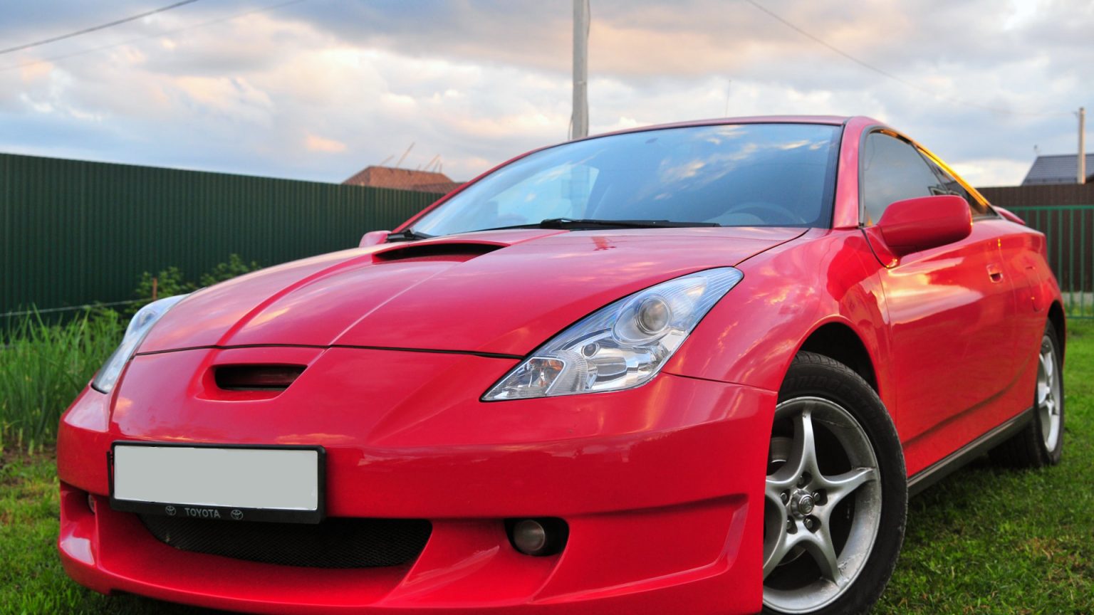 JDM Toyota Estima Buyer’s Guide: Models, Engines, Hybrids